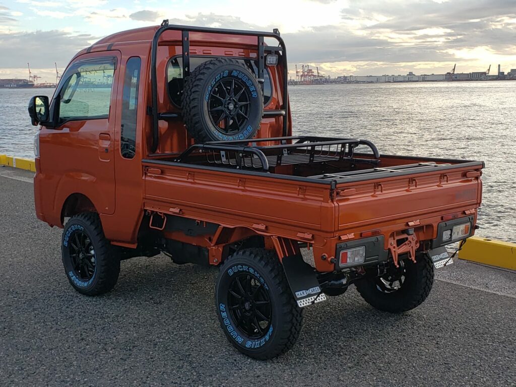 2022 Daihatsu Hijet Jumbo Xtreme, 5-Speed with High/Low Range Diff Lock ...